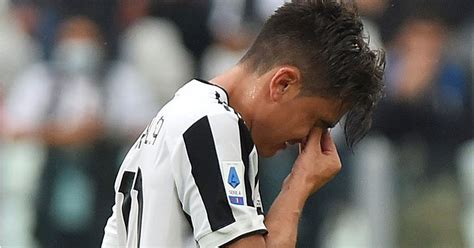 Juventus Bate Sampdoria Dybala Marca Mas Deixa Campo Chorando Com
