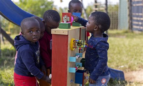 Zero2five Celebrates 10 Years With Generous Bursary Giveaways And Donations Rising Sun Newspapers