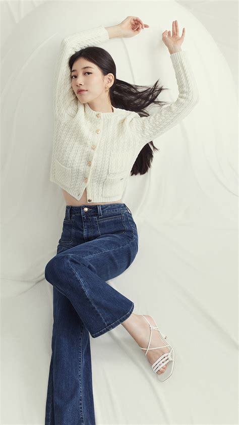 더쿠 수지 X 게스 24ss 화보 