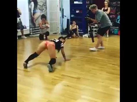 Clase De Twerking Como Bailar Tuerking Class Of Twerking How To Dance Tuerking Youtube