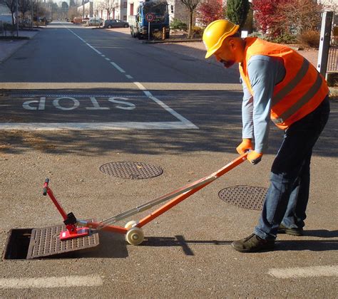 Manual Manhole Cover Lifter Foldable Wheel Ritm Industry