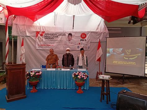 abdul muiz gelar sosialisasi penyebarluasan perda penyelenggaraan