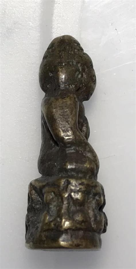 พระกริ่งหล่อโบราณหลวงพ่อจาด วัดบางกระเบา อ บ้านสร้าง จ ปราจีนบุรี Ennxo