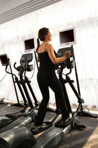 Proper Elliptical Posture