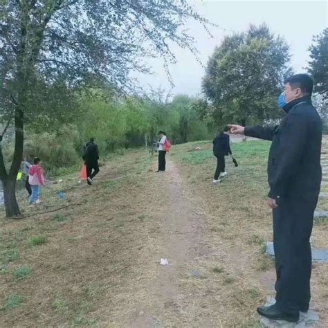 加强河道巡查力度，防范危险涉水事故游客亲水水位