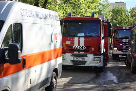 3 жертви на пожар в блок в столичния квартал Люлин СНИМКИ По