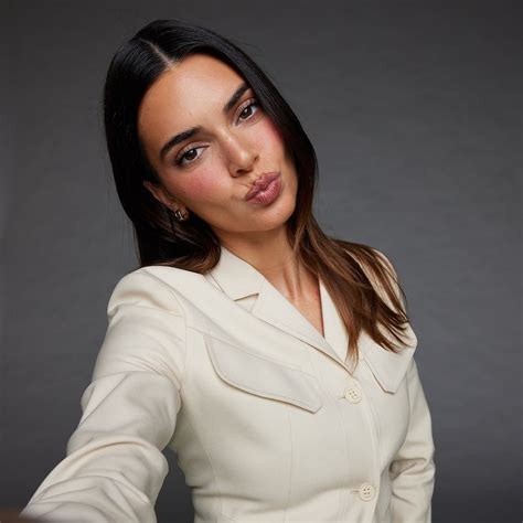 Roxie Jane Hunt Dazed