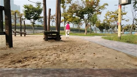 여울공원 모래위 맨발걷기 Youtube