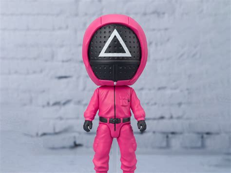 Squid Game Figuarts Mini Masked Worker By Bandai Spirits Lim Hobby