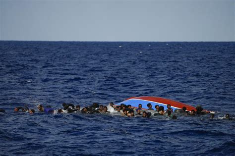 Nuovo Naufragio Di Migranti Almeno 20 Annegati LaPresse