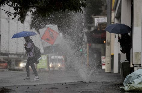Huge Hailstorm Hits Auckland Thunderstorms To Rumble Across Region In