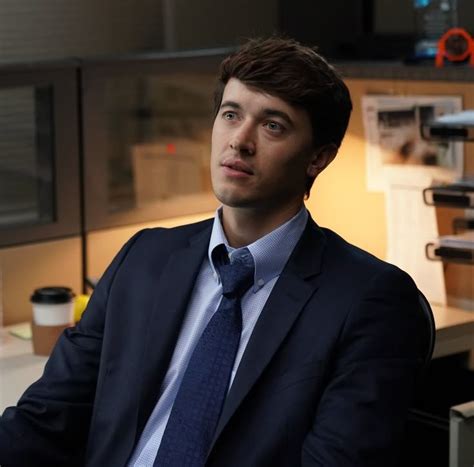 Pin Van Alie Op Tom Blyth