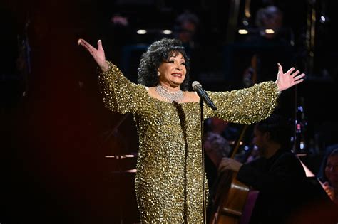 Shirley Bassey Joins Ridley Scott Glastonbury Founder Eavis On Uk