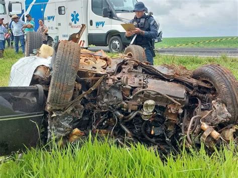 Acidente Entre Carro E Caminhonete Deixa Um Morto Na MS 306 Em Costa