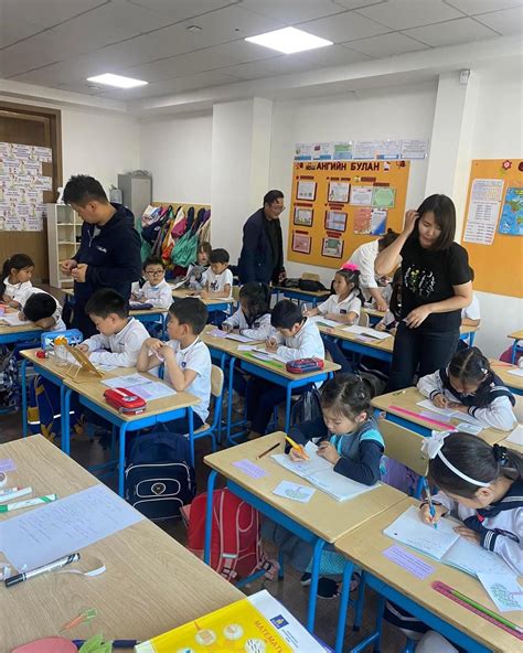 ТАНЫ ХҮҮХДИЙН МӨРӨӨДӨЛ ЮУ ВЭ Бага ангийн заах аргын нэгдлээс өнгөрсөн долоо хоногт зохион