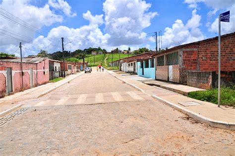 Prefeitura Inaugura Pavimentação Granítica Em Ruas Do Bairro Divineia