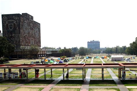 La Jornada Seis Aspirantes A La Unam Obtuvieron El Puntaje Perfecto