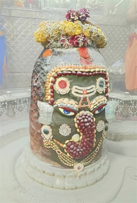 Lord Mahakals Makeup In The Form Of Ganesha With Cherries And
