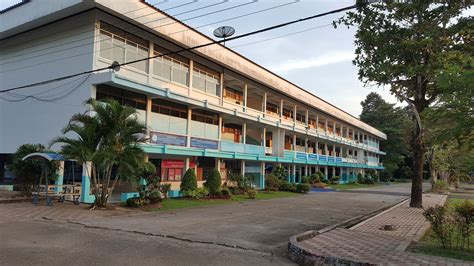 โรงเรียนทุ่งหนองแห้งประชาสรรค์