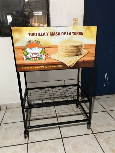 Exhibidor Porta Hielera Con Parrilla Arrmo