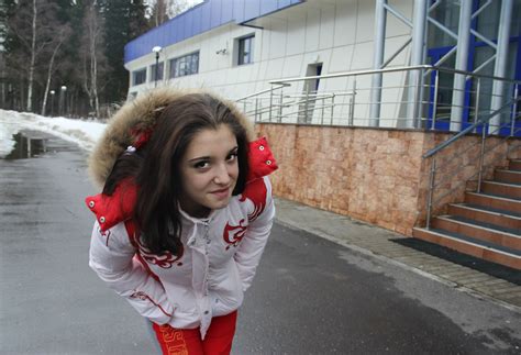 Aliya Mustafina Photo 10 Of 30 Pics Wallpaper Photo 521893 Theplace2