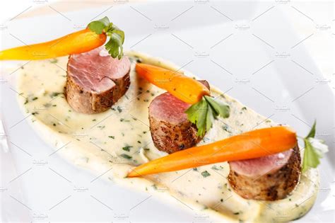Fine Dining Meal Fine Dining Recipes Bistro Food Food Presentation