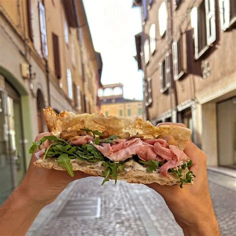 Ops Osteria Della Pizza A Spasso Sassuolo