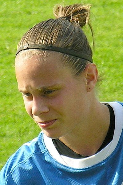 Dora Papps Natal Birth Chart Kundli Horoscope Astrology Forecast Relationships Important