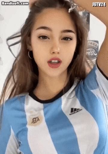 현란한 아르헨티나 처자