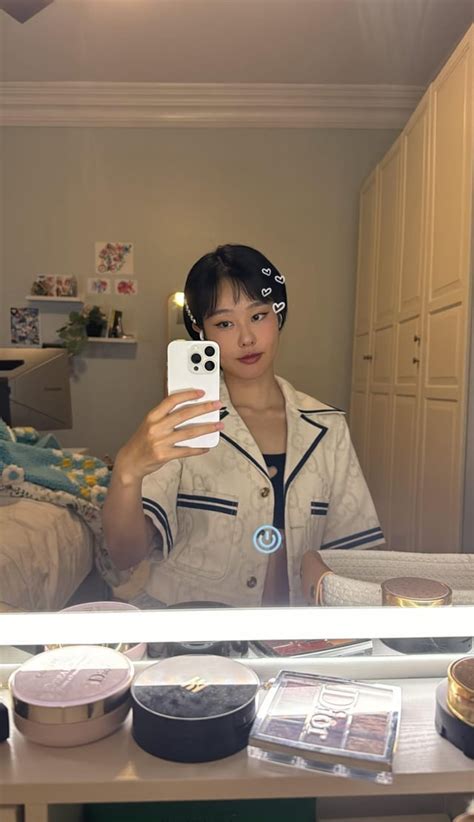 Daph R Offlinetvgirls