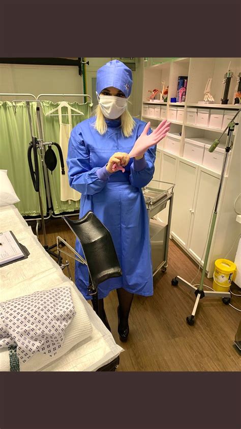 Mackintosh Raincoat Female Surgeon Nurse Dress Uniform Modern