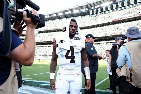 Former Chiefs Browns Ol Mitchell Schwartz Slams Cleveland For Sticking
