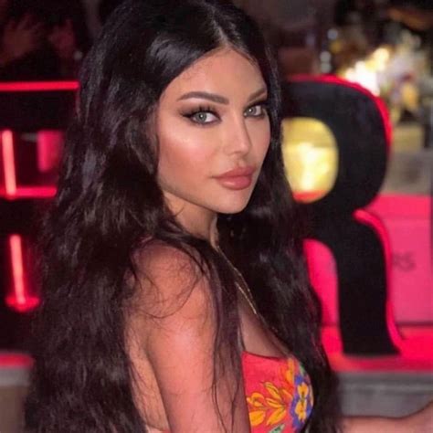 هيفاء وهبي Birthday Makeup Looks Arab Beauty Pretty People