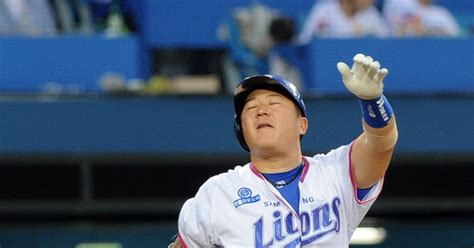 삼성 최형우 잘안풀리네