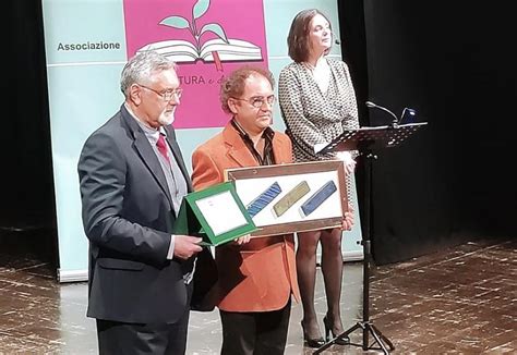 Lex Sindaco Roberto Maggi Vince Premio Per Le Sue Poesie
