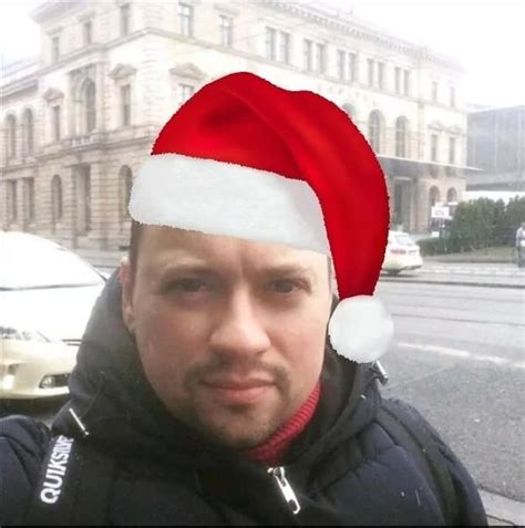 Новогодний дэб Мемы Смешные свиньи Страшные лица