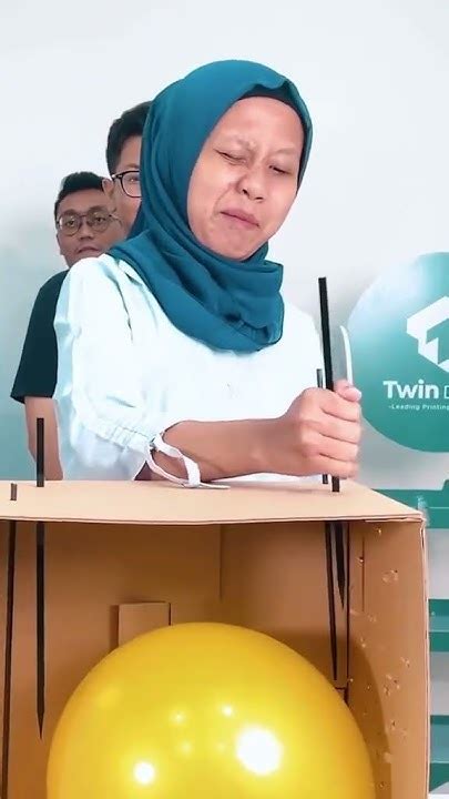 Main Pecah Balon Lagi🤣 Shorts Youtube