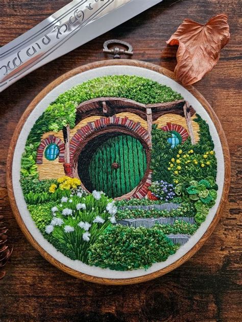 Pin By Elissa Riggleman On Embroidery In 2024 Hand Embroidery Art