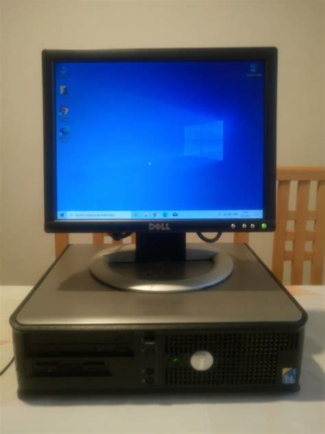 Dell Optiplex DT Win Dell FP Monitor U Dobrom Stanju