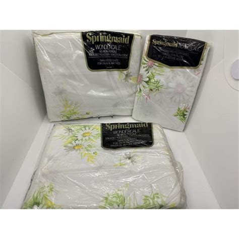 Springmaid Bedding Vintage Springmaid Daisies Noiron Percale