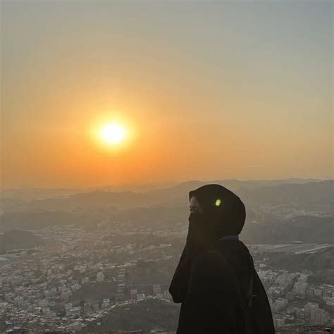 Indah Fiqa Indah • Threads Say More