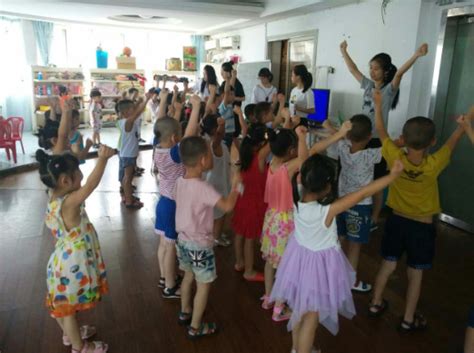 温州大学法政学院 同行”小候鸟金帝集团员工子女暑期快乐营实践小火车已经启程 温州大学法学院