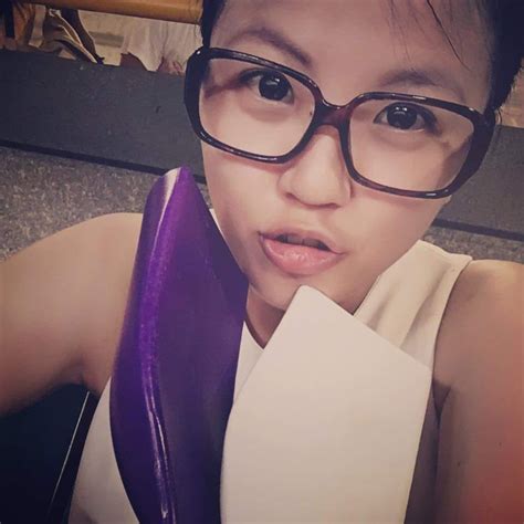 躍馬國際 小編覺得粉難過 為什麼沒什麼人參與小編第一重的活動呢😭😭😭 這樣很打擊小編捏😭😭😭