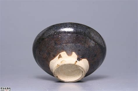 金磁州窑系黑釉油滴盏 藏家展厅 收藏资讯艺术家书画家书画名人书法家 中华收藏网