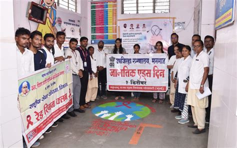 शारदीय नवरात्रोत्सव आज सहावी माळ मनमाड ठिणगी