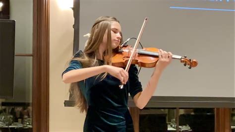 15 Year Old Karolina Protsenko Amazingly Plays Violin Youtube