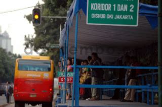 HALTE BUSWAY KORIDOR I DAN II DATATEMPO