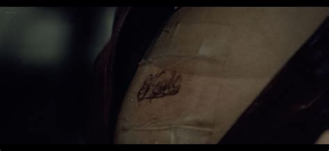 Julia Fox Sexy Scenes In Uncut Gems