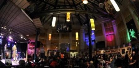 Bienvenida Al 2016 A Ritmo De Jazz En Terrassa