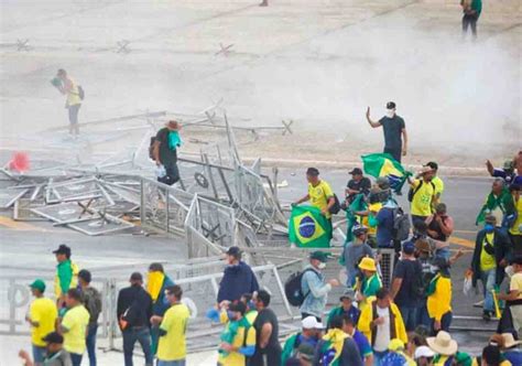Intento De Golpe En Brasil RBC 1210 AM